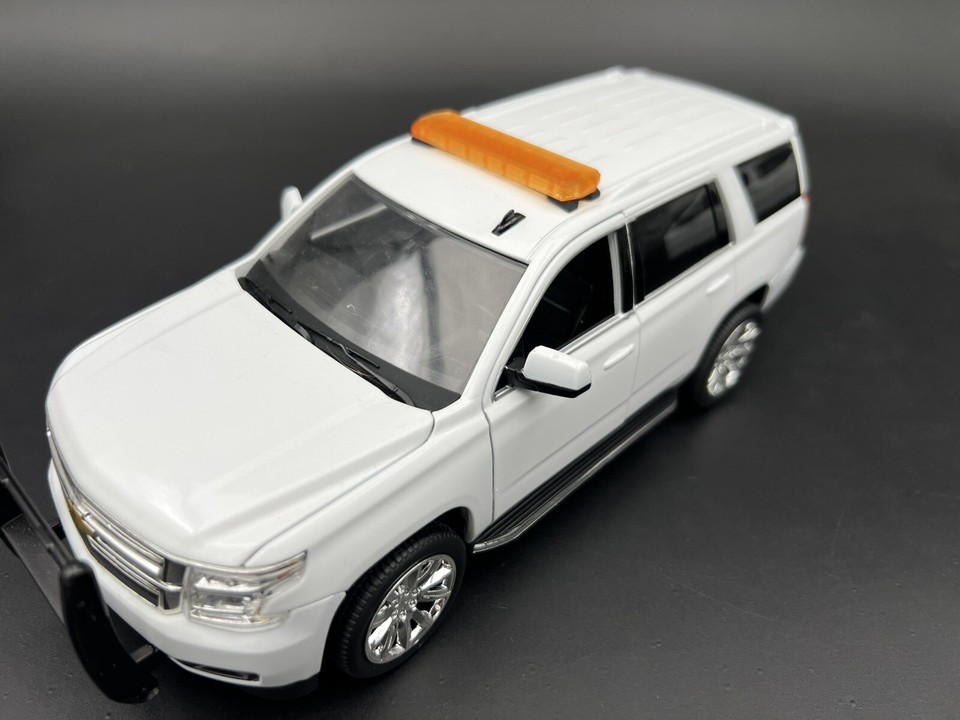 1/24 25 27 LED Ready Code 3 2700 Amber Lightbar Park Work Security Tow ...