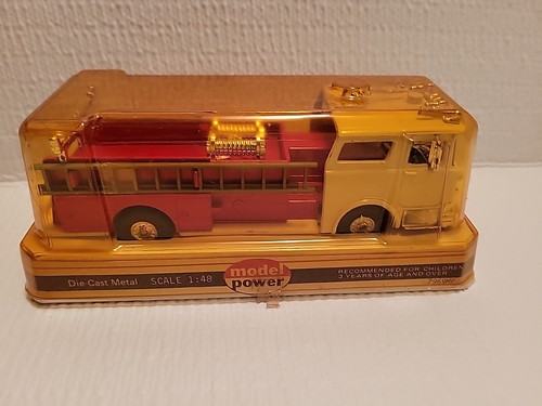 Model Power - Fire Truck - # 8969-1 - ***New - Plastic Case Damaged ...