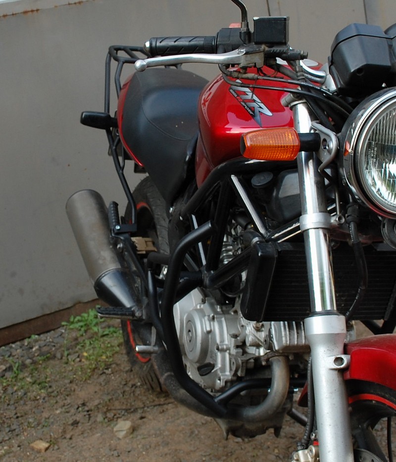 Honda VTR250 1998-2017 Crash Bars Engine Guard Frame Protector + GIFT ...