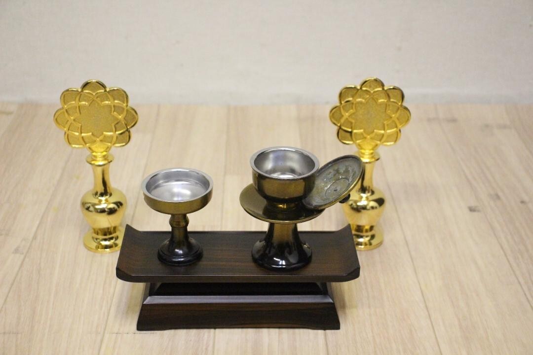 SGI Soka Gakkai Buddhist Altar Bronze Burner NIJO Type Electric Candle ...