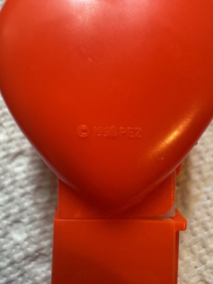 1996 PEZ DISPENSER HAPPY VALENTINE'S DAY RED HEART Candy collection NO ...