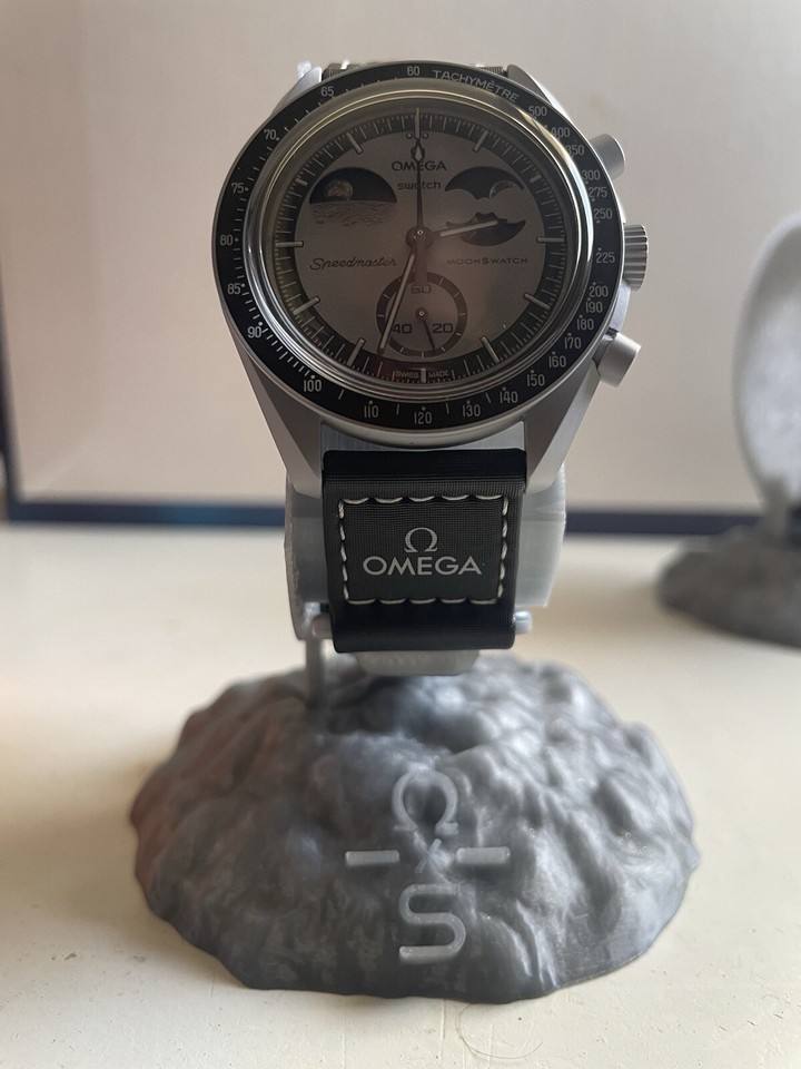 🪐🚀 Omega X Swatch Moon Swatch Watch Collectors Display Stand 🪐🚀 ...