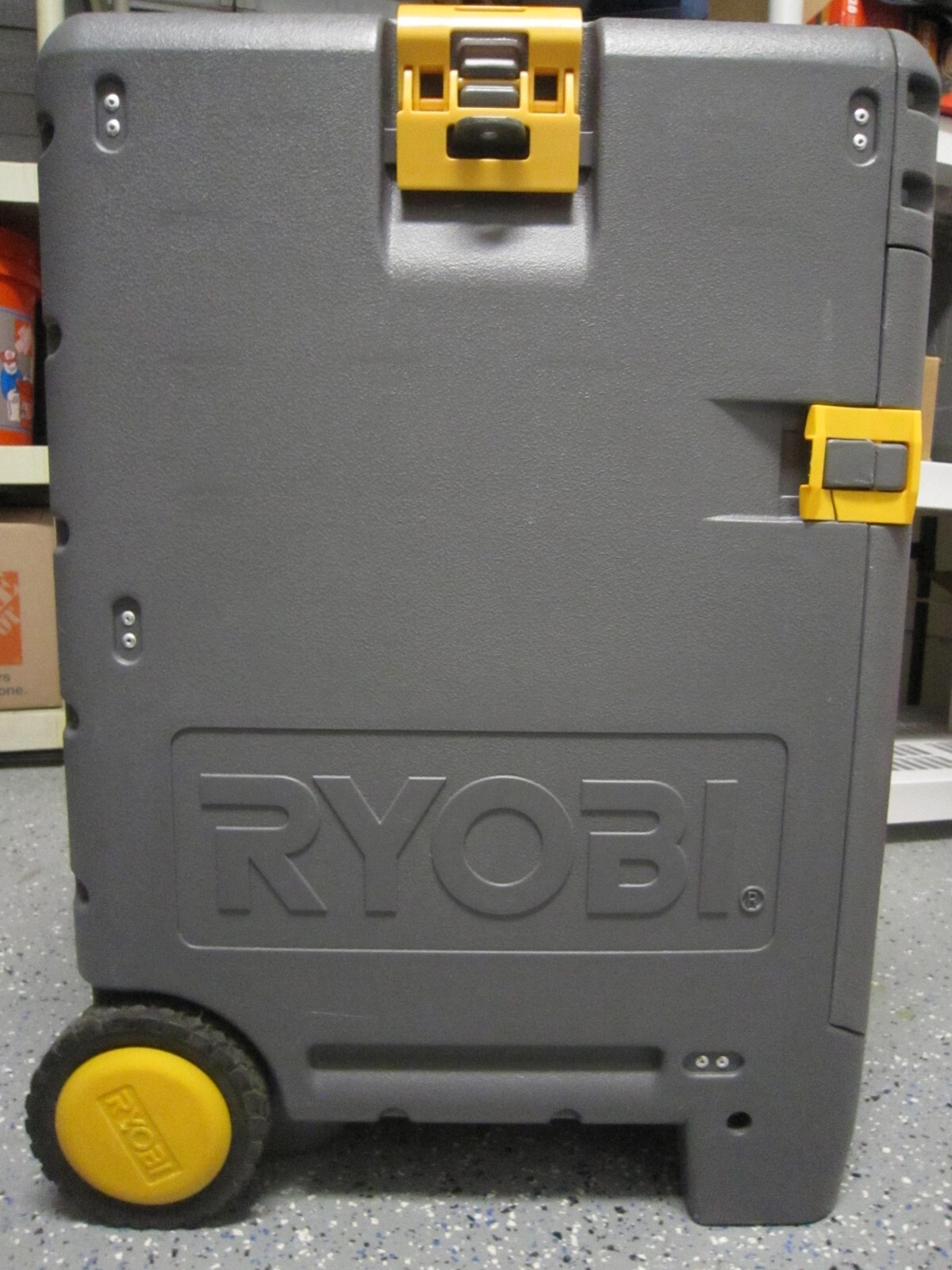 Ryobi 18.0 V Cordless "Six Pack" SPC18 Portable Tool box with Power ...