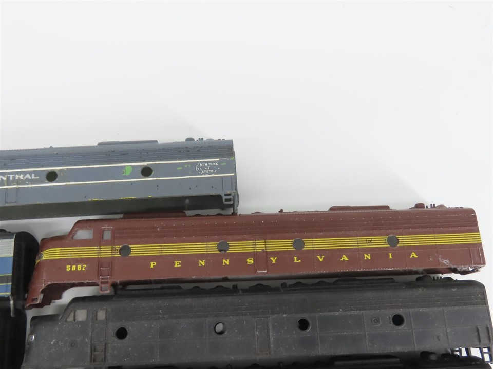 LOT of 11 HO Scale B&O/MILW/GMO/PRR/NYC E Unit Diesel Locomotive Shells ...