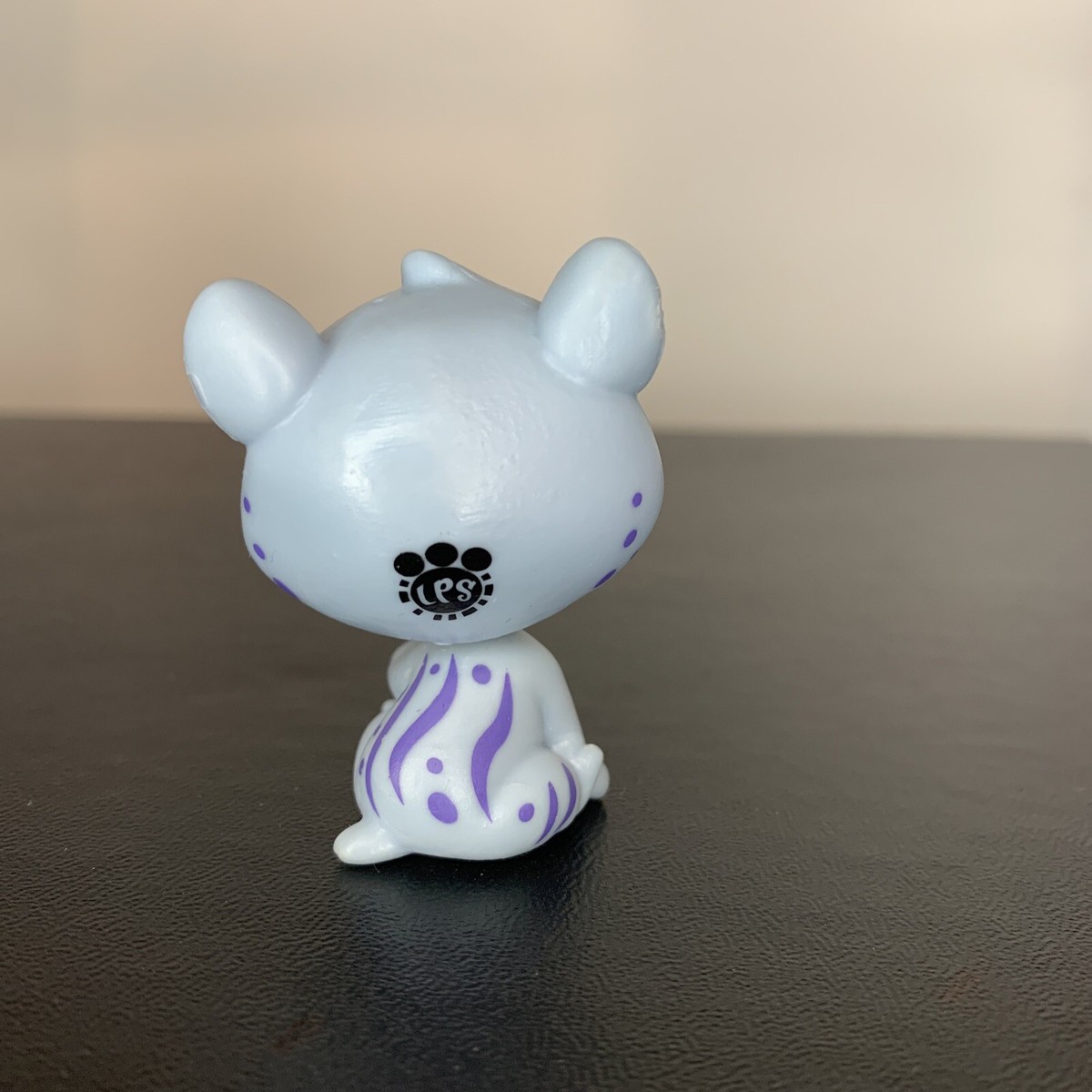 Littlest Pet Shop Snow Leopard