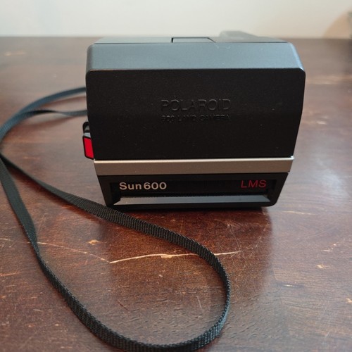 Vintage Polaroid Sun 600 LMS Instant Film Camera W/ Strap UNTESTED | eBay