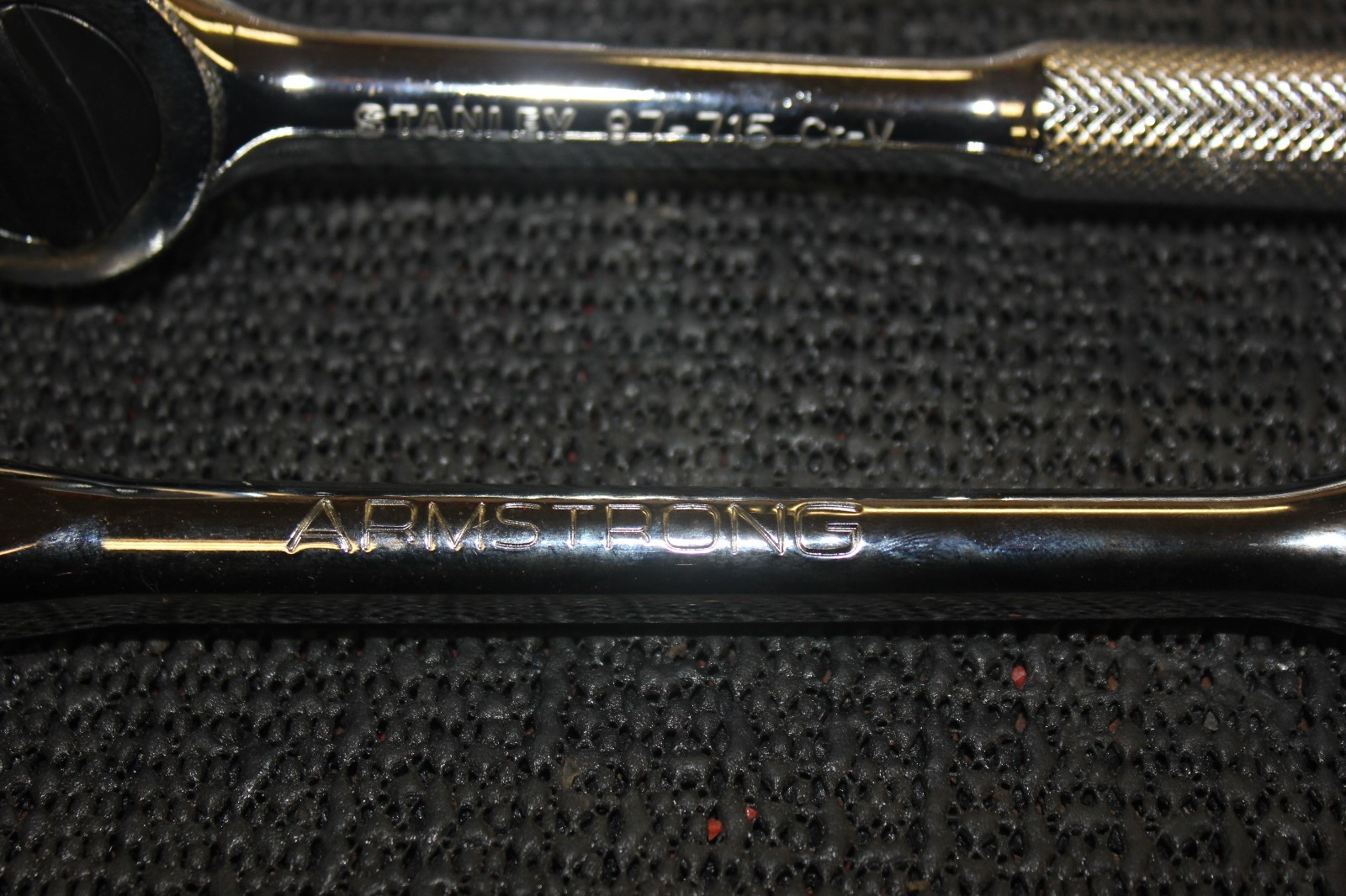 Armstrong & STANLEY 27PC SOCKET SET 3/8" DR 12 PT STD & METRIC U.S.A ...