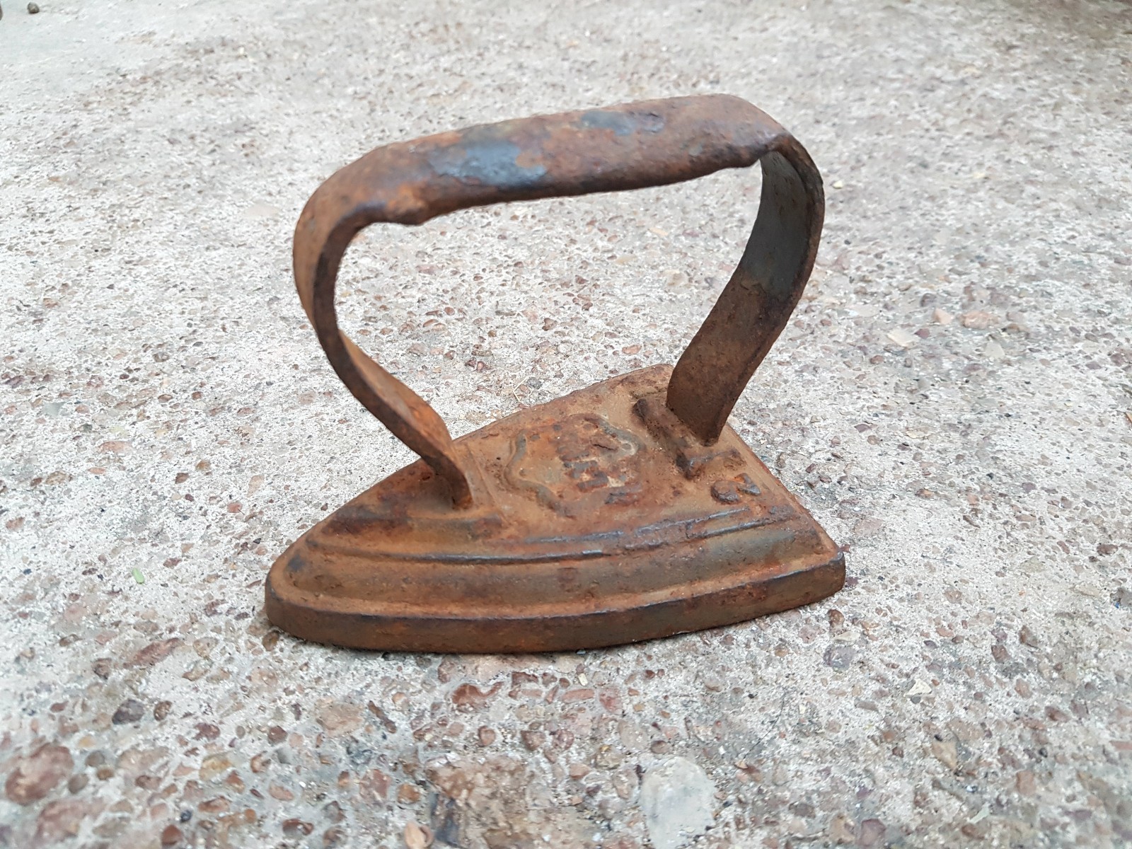 Vintage Old Small Iron For Ironing Handkerchief Small Clothes ...