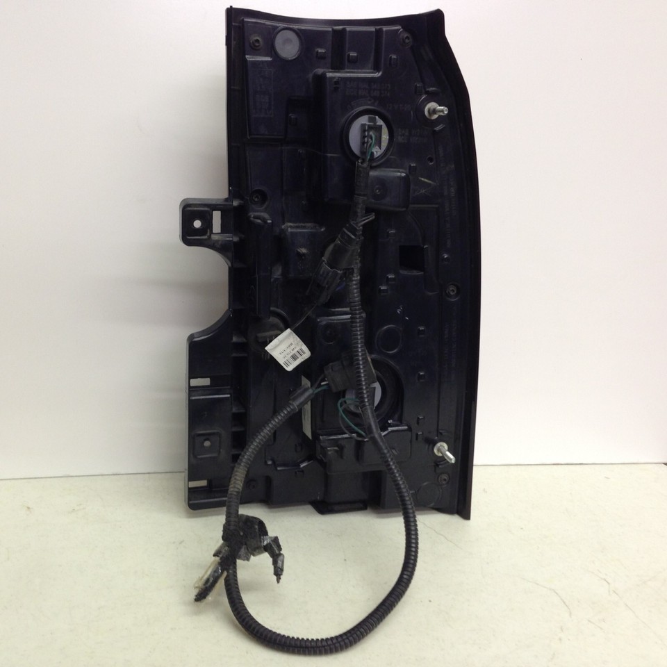 2015-2020 Chevy Tahoe Suburban Left DRIVER Side Tail Light 84467058 OEM ...