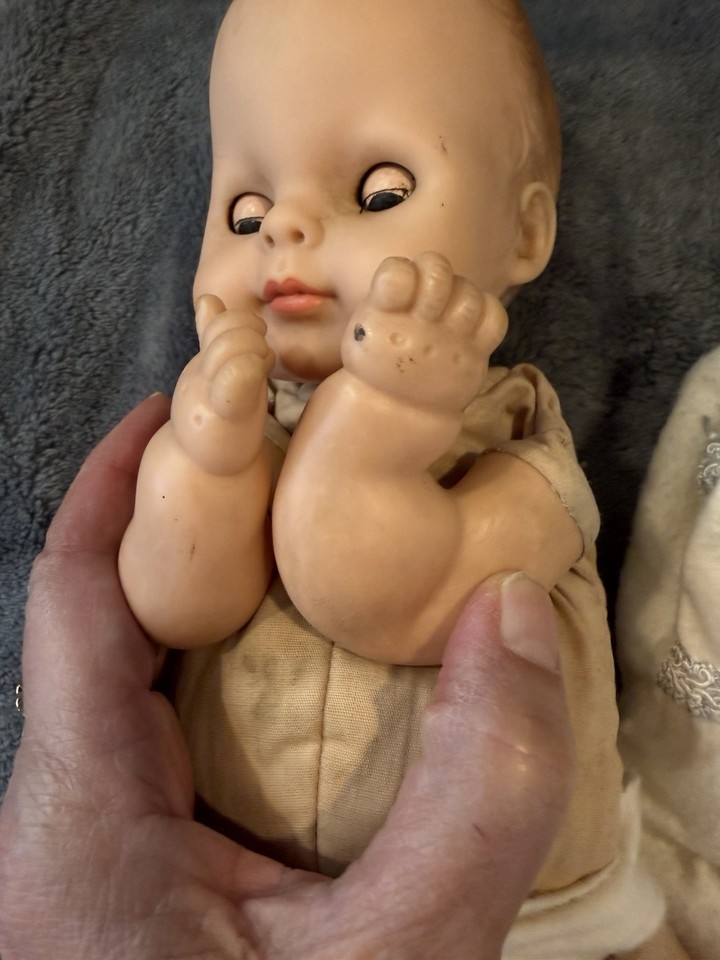 Vintage Sister & Newborn Thumbelina dolls & Vogue Baby Lot TLC doll lot ...