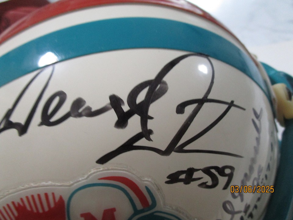 MIAMI DOLPHIN FOOTBALL TEAM PLAYERS SIGNED HELMET 11 PLAYERS SIGNATURES ...