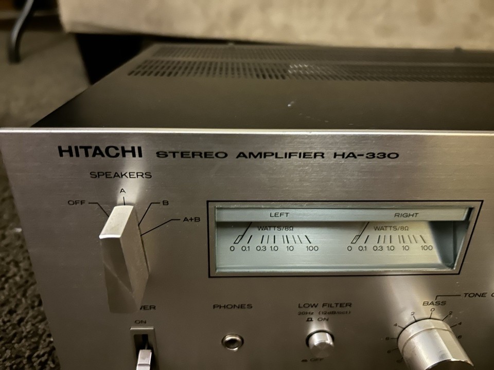 Hitachi HA-330 Stereo Amplifier w/Phono Input Vintage Made Japan Tested ...
