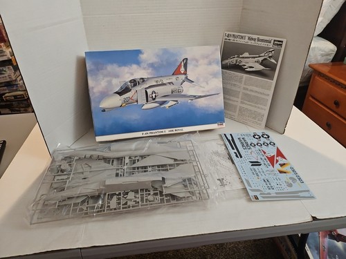 HASEGAWA HOBBY KITS 1:48 09878 F-4N PHANTOM II ARK ROYAL | eBay