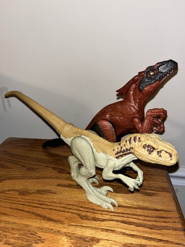 Jurassic World Dominion Pyroraptor And Atrociraptor Panthera Action ...