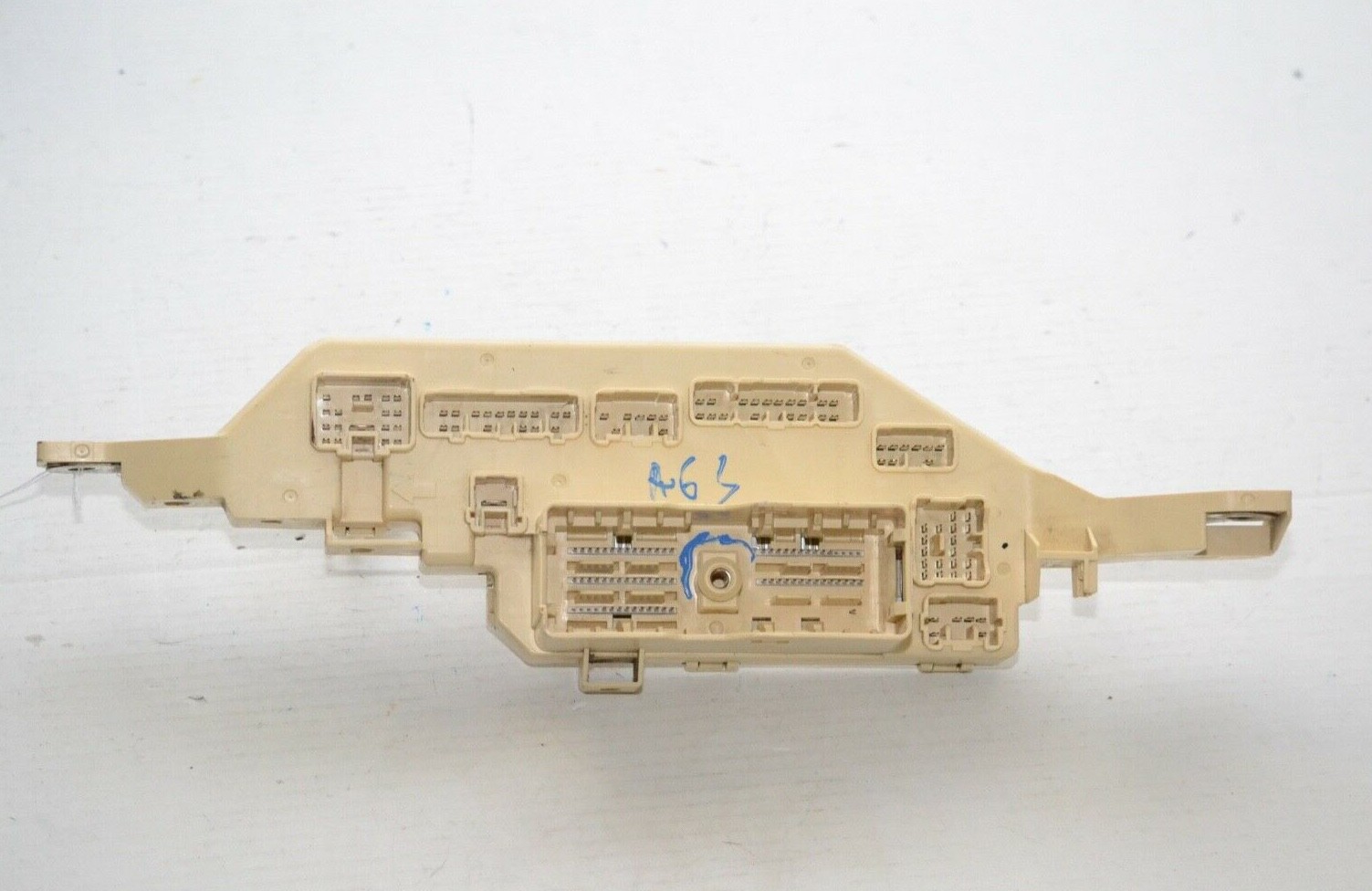 98-02 Land Cruiser Lexus LX470 Junction Block Fuse Box Under Passenger ...