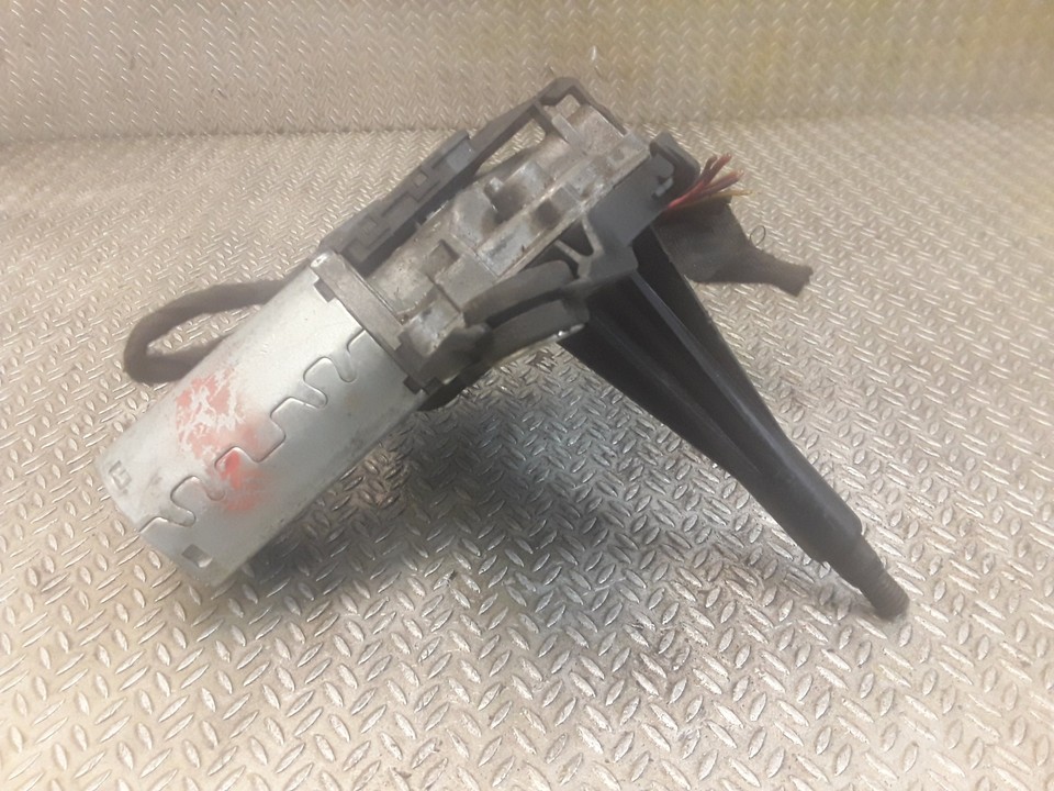 MINI CLUBMAN R55 Tailgate Rear Left side Window Wiper Motor 7168153 | eBay