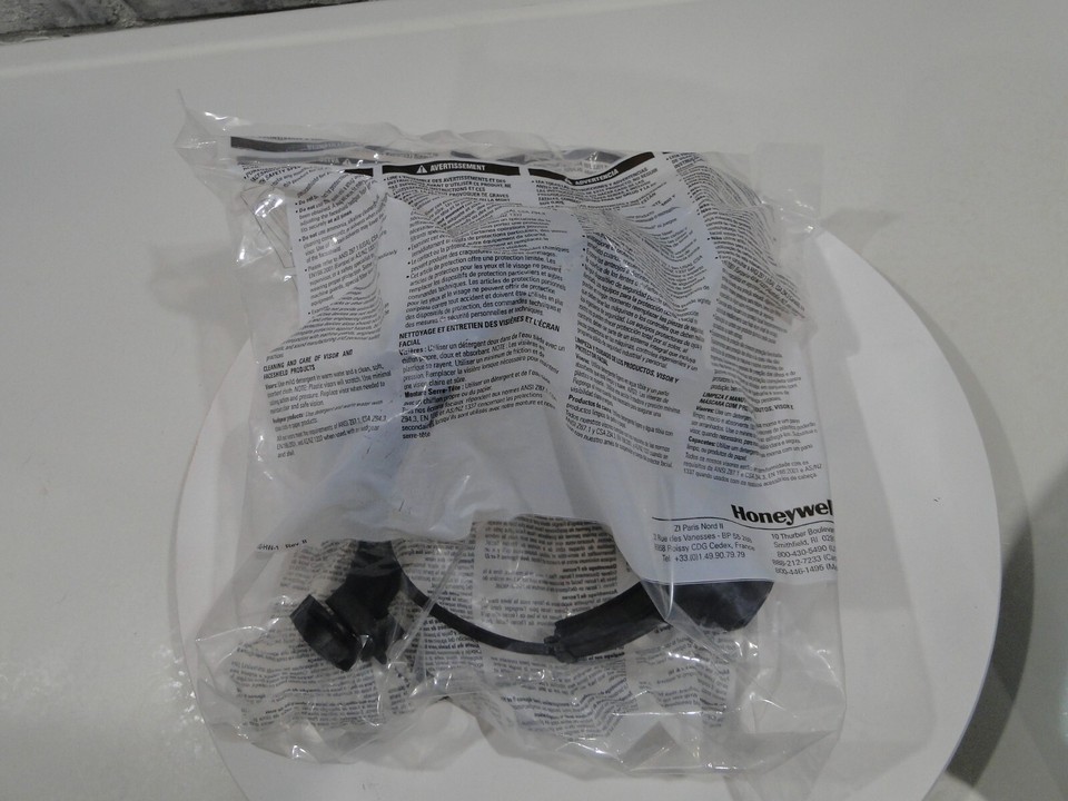 The Uvex Bionic Shield Face Shield by Honeywell with Clear Lens #S8500 ...