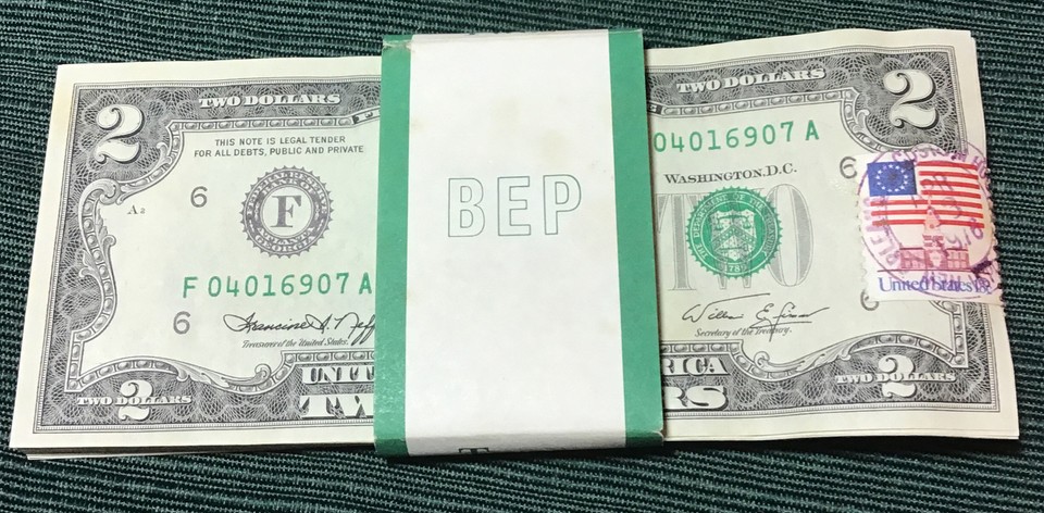 1976 Federal reserve note 2 Dollar Bills Stamped April,13,1976 ...