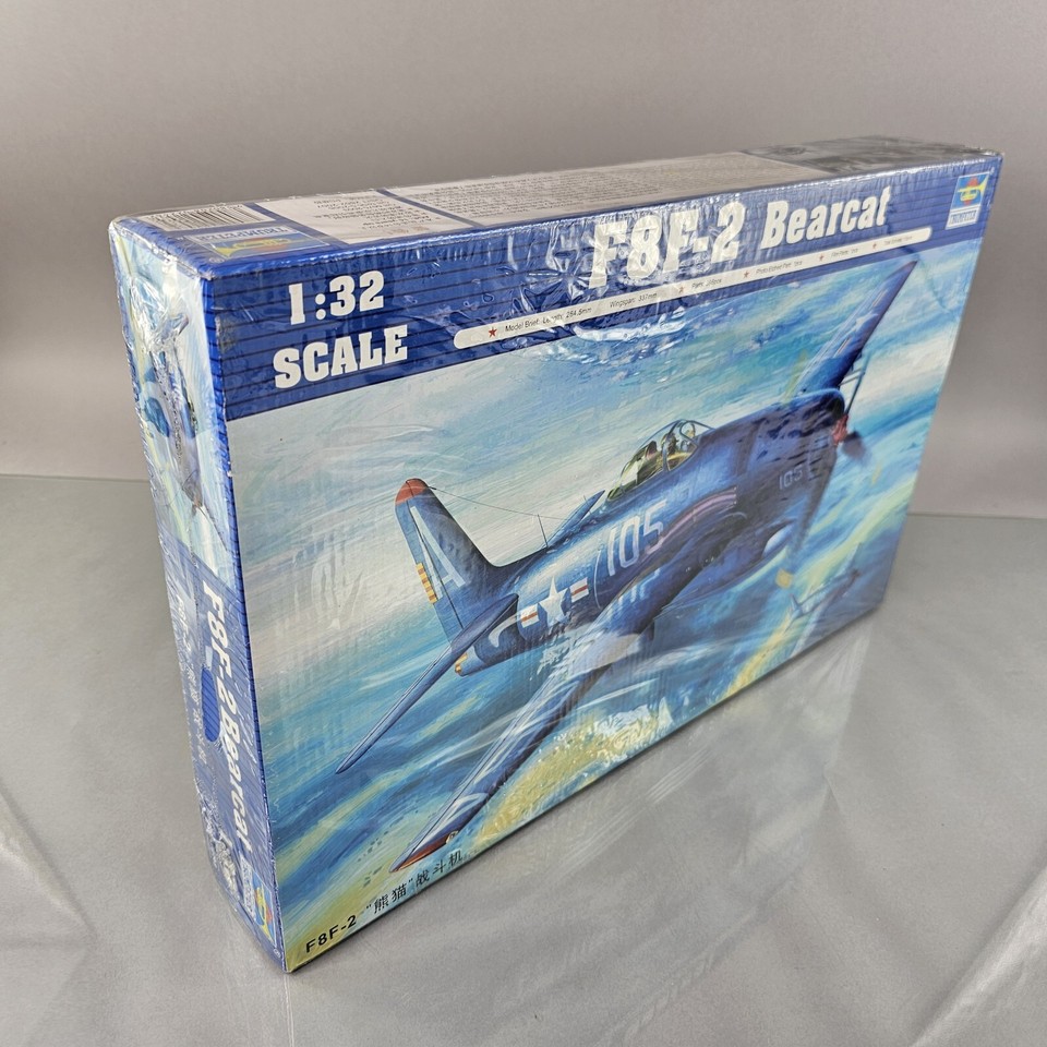 Trumpeter 1:32 F8F-2 Bearcat Model Kit WWII Prop Fighter Plane 02248 ...