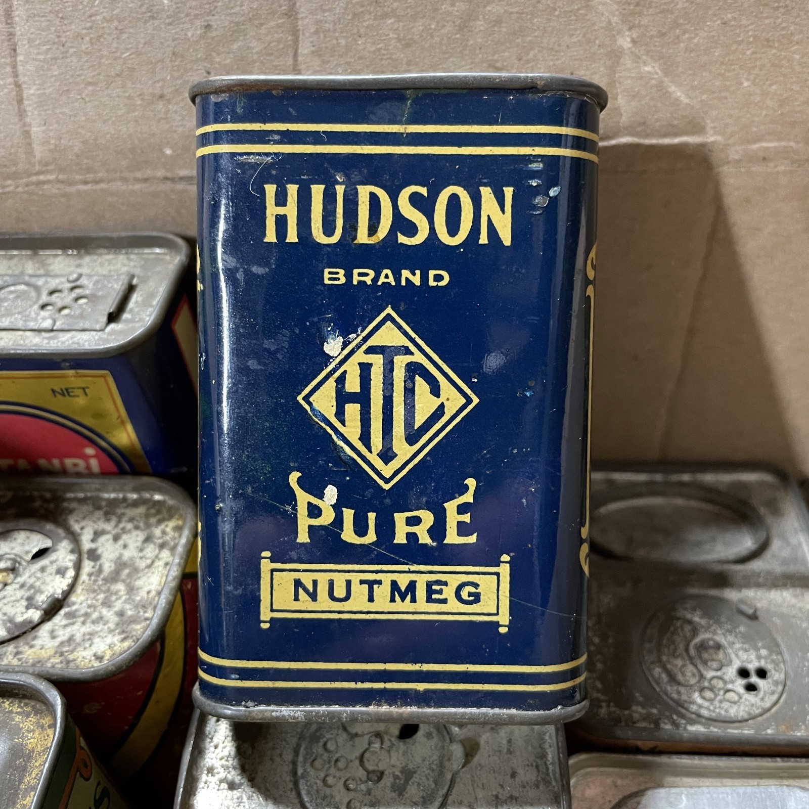Hudson Tea Brooklyn NY Antique Hudson Brand HTC Pure Nutmeg Tin Litho ...