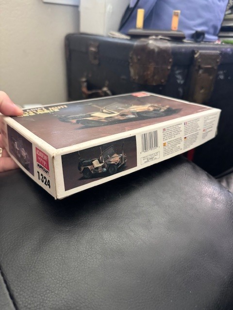 Academy Minicraft 1:35 US Army M-151A2 Mutt Jeep Model Kit 1324 Open ...