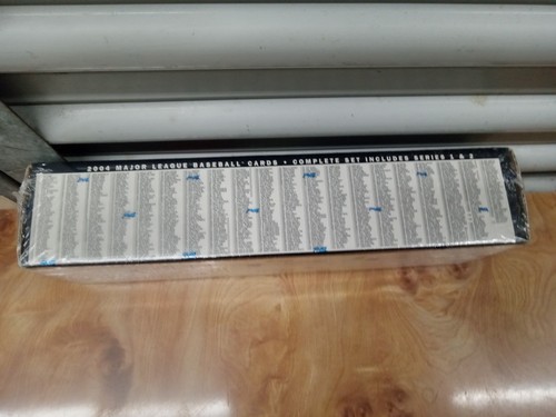 2004 TOPPS BASEBALL FACTORY SEALED COMPLETE SET INCLUDES SERIES 1 & 2 ...