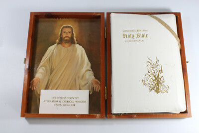 The Holy Bible Memorial Edition Concordance KJV in Wooden Cedar Box ...