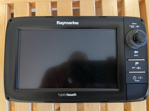Raymarine e7 chartplotter + Navionics: Baltic sea+Europe west + many cables | eBay.de