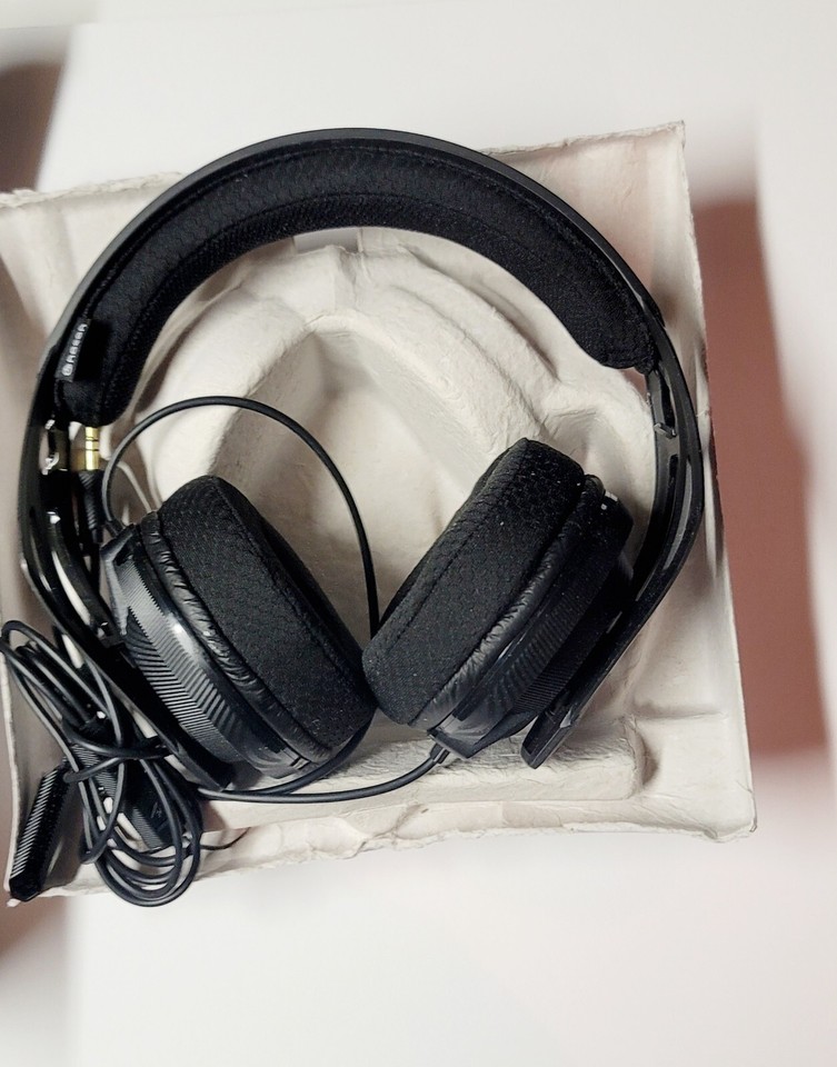 Plantronics RIG 400HX Wired Stereo Gaming Headset for XBox One Windows ...