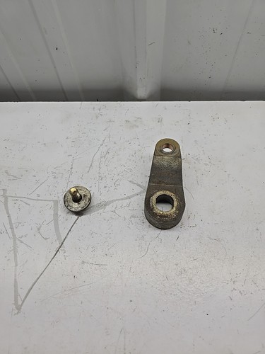 Cub Cadet Gt3200 Steering Arm & Bolt #748-3074 | eBay