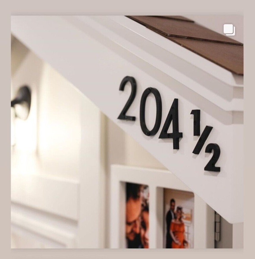 Modern House Letters