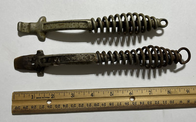 2 Antique Majestic Coil Spring Handled Cast Iron Stove Plate Pot Lifter ...