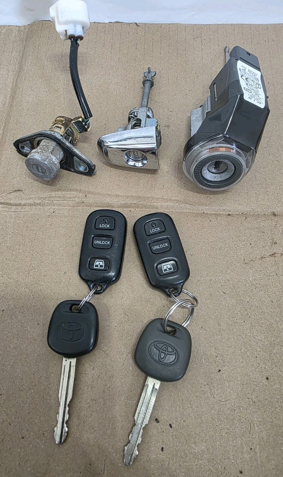 03-09 Toyota 4runner Ignition Switch W/ 2 Keys & FOB, Lock Cylinders ...
