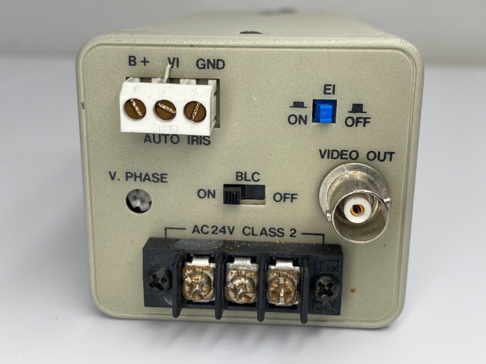 ULTRAK K-565 CCD B/W Camera Black & White 6mm 1:1.4 GE Lens (READ ...