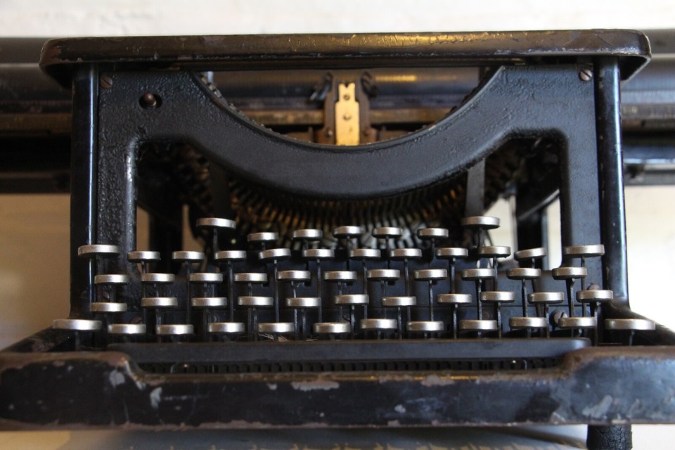 Antique LC Smith Typewriter - Extra long bar - Rare Typewriter | eBay