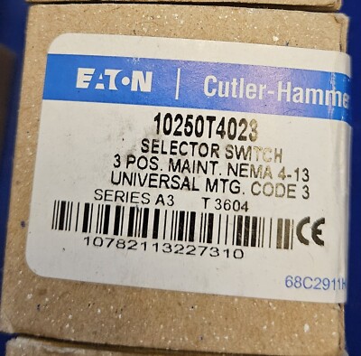 Various New In Box Eaton 10250T Style Selector Switches | eBay