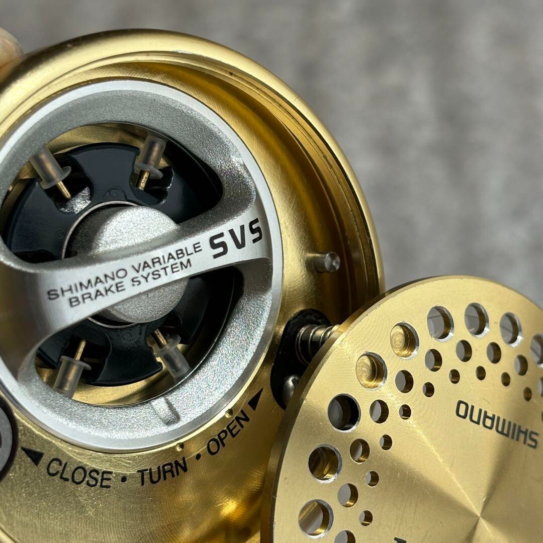 Shimano 00 CALCUTTA CONQUEST 200 Right Handle Baitcast Shimano 00 CALCUTTA CONQUEST 200 Right Handle Baitcast