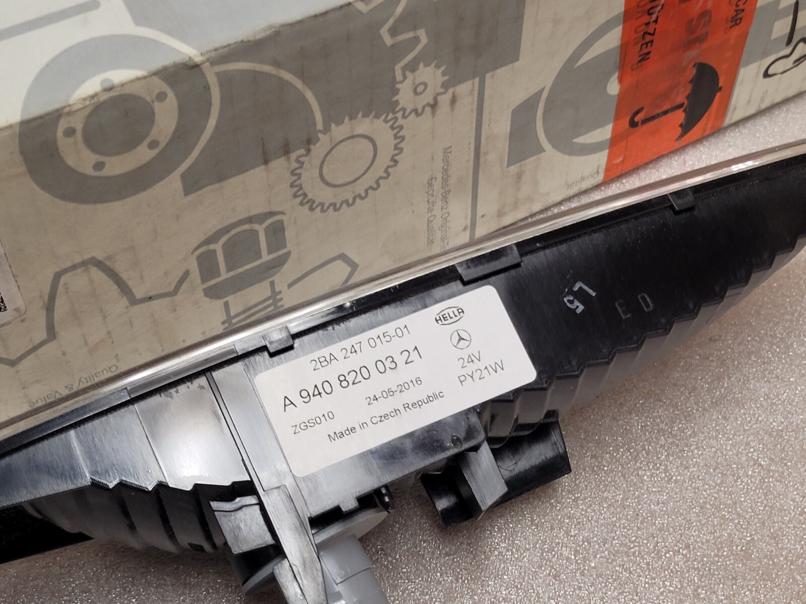 Mercedes-Benz AXOR Indicator Light Left A9408200321 for sale online | eBay