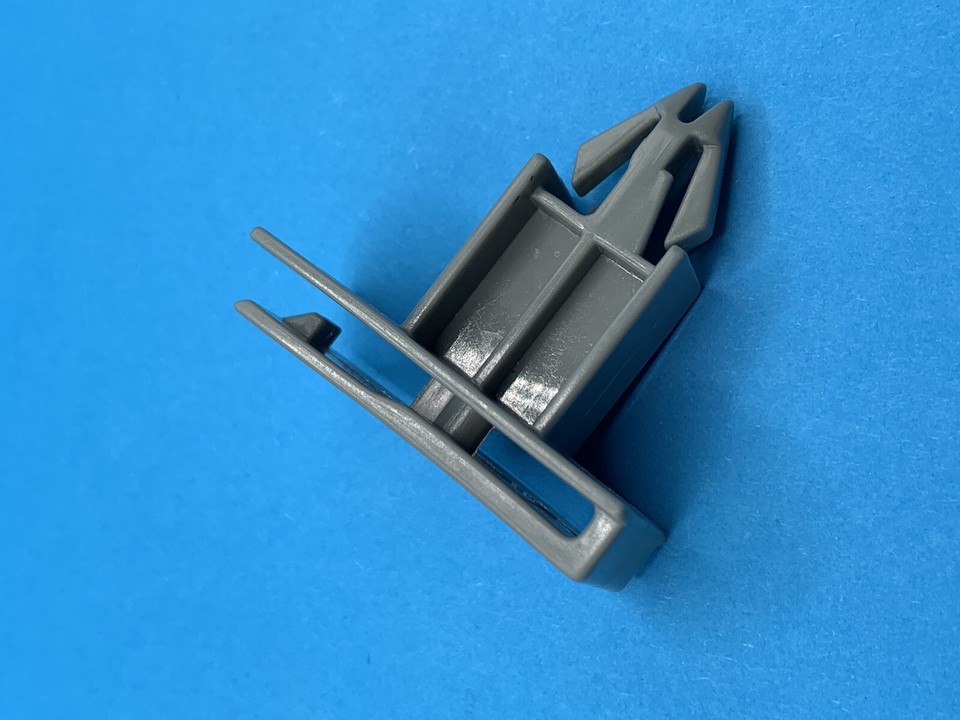 Impala Monte Carlo Lumina Rocker Panel Moulding Clips Retainers X10 re ...