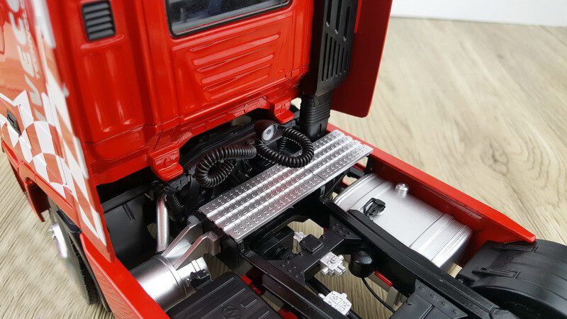 SAIC MOTOR Hongyan GENLVON C500 TRUCK Jieshi 2020 tractor 1/24 Pre ...