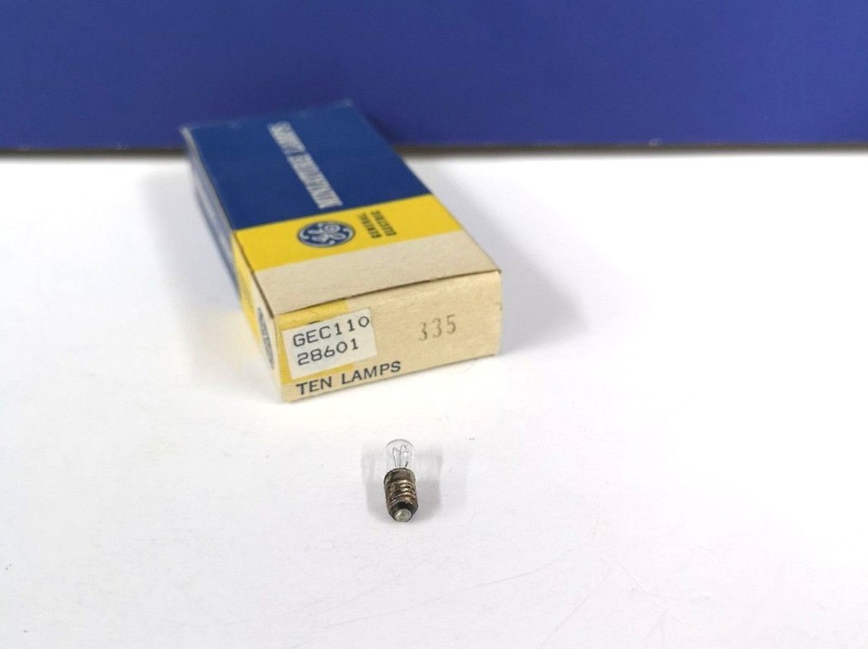 335 28V .04A 1.12W MINIATURE BULB Light LAMP Midget Screw Base NEW GE ...