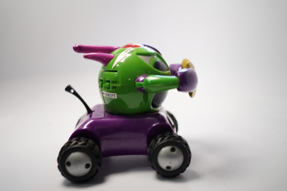 RUMBLE ROBOT 3 Robots, 2 Remotes, 14 Cards - TESTED Me Fisto, Bitor ...