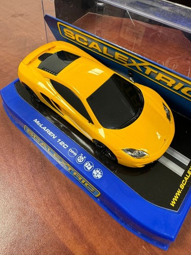 Scalextric C3278 - McLaren Mp4-12C - Road Version Volcano Yellow - 1/32 ...