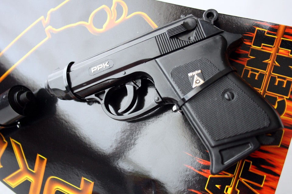 SPECIAL AGENT 007 WALTHER PPK TOY CAP GUN SILENCER WICKE LONE STAR ...