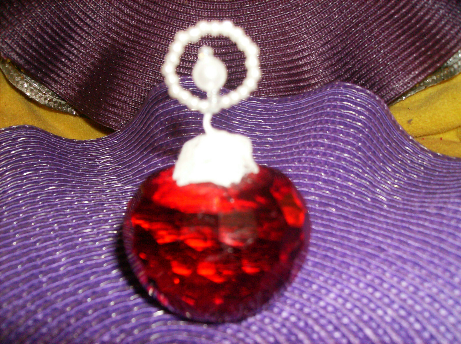 RED FACETED LEAD CRYSTAL FIGURINE WITH PEARL DECOR Deluxe New Gift 3" H ...