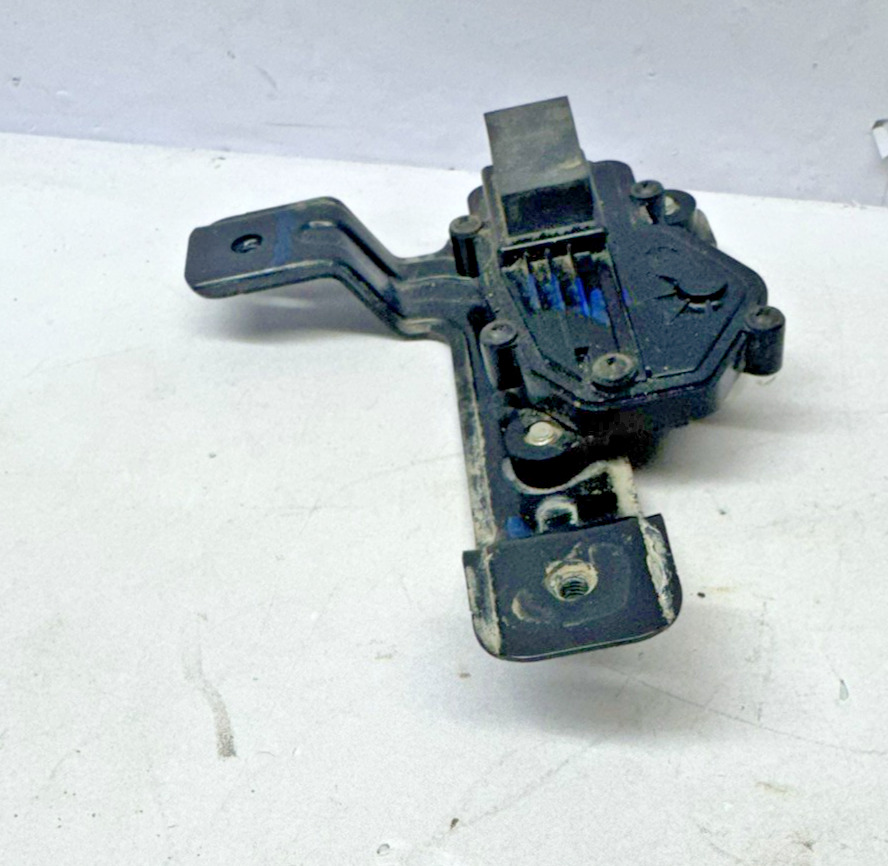 2016-2018 Chevy Silverado GMC Sierra GM Tailgate Lock Actuator 84374353 ...