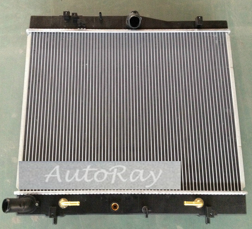 Custom RADIATOR for Toyota Hiace TRH / KDH / LWB / SLWB 2.7L Petrol ...