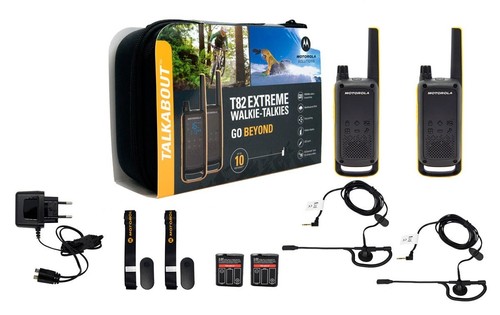 Motorola T82 Walkie Talkie Pair + Charger + Headphones + Carrying Case ...