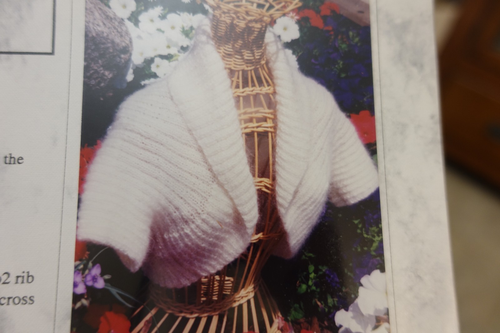 J2MB Knitting Pattern A211 Ribbed 34-48 Mohair Bolero Lane Borgosesia ...