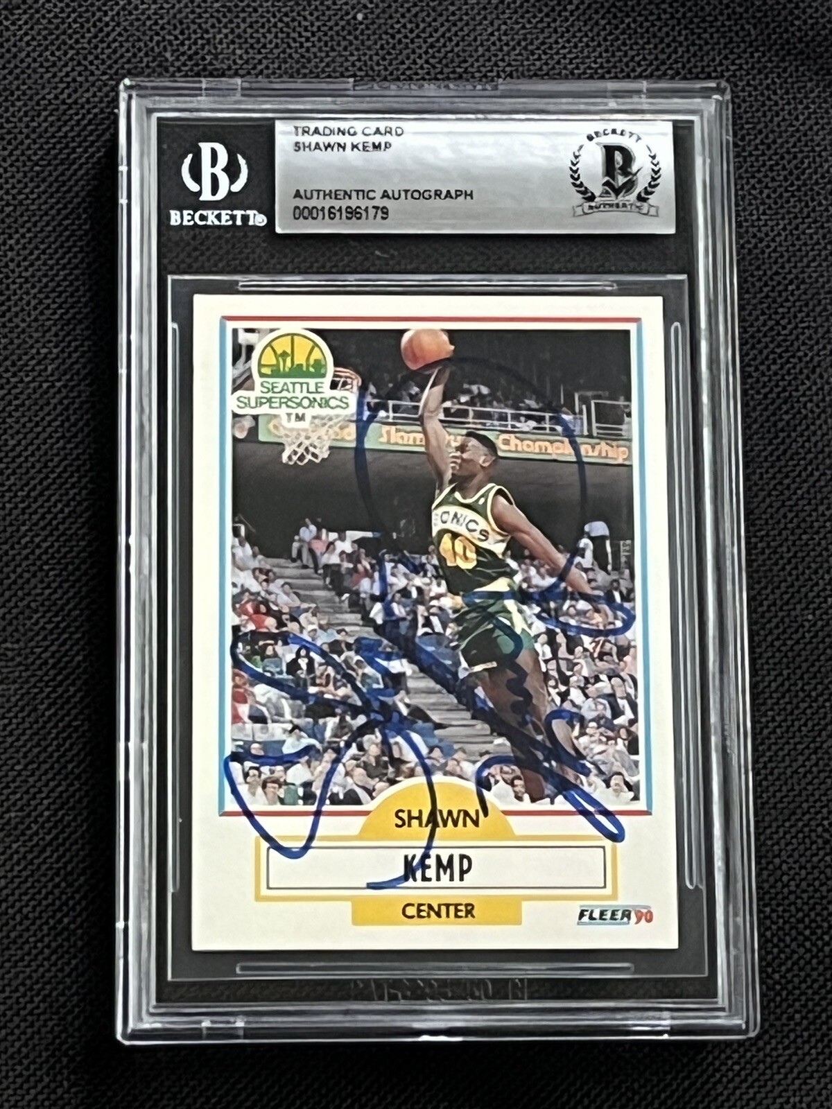 SHAWN KEMP 1990-91 FLEER ROOKIE SIGNED AUTOGRAPHED CARD BECKETT BAS ...